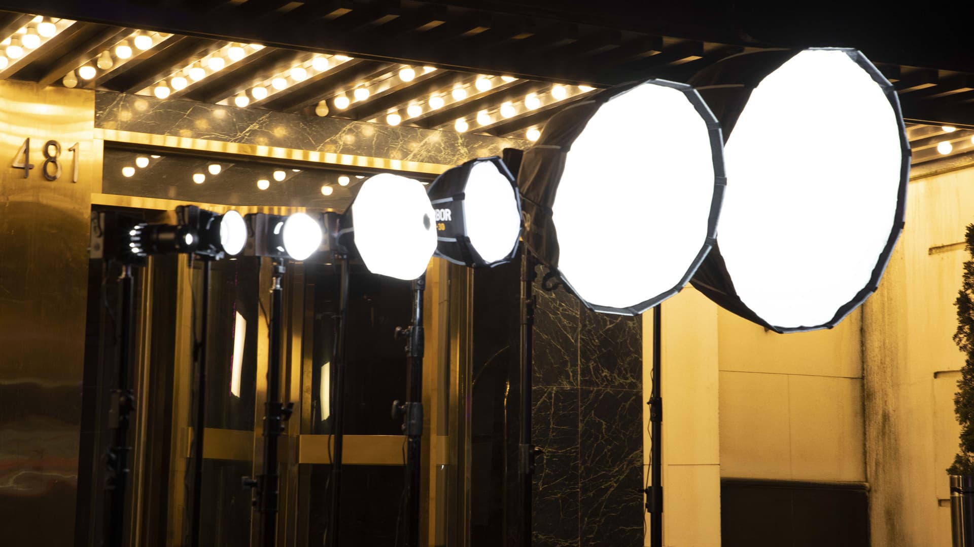 Best Video Lights | Lights for Video Studio | COLBOR